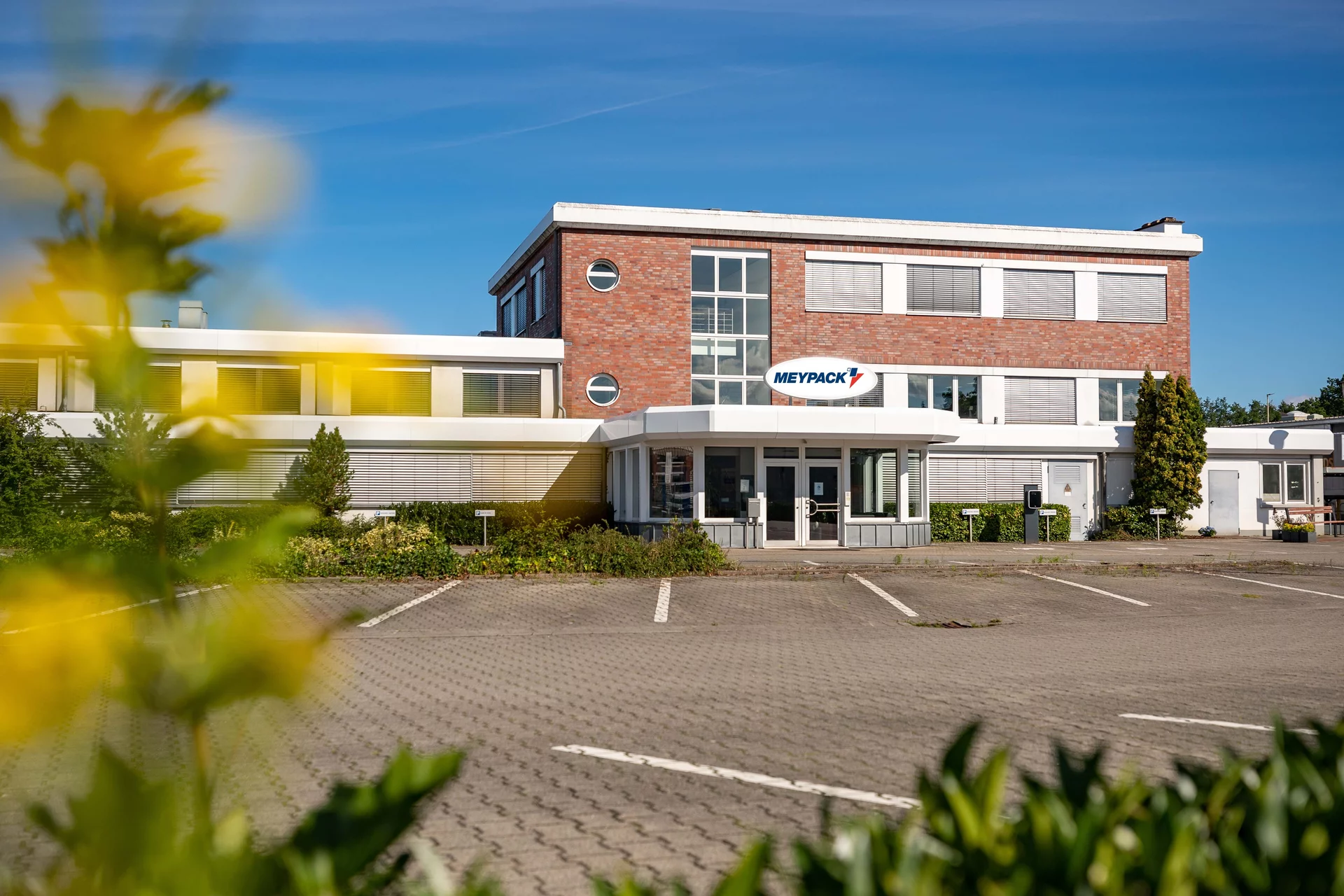 About Us | Aetna Group